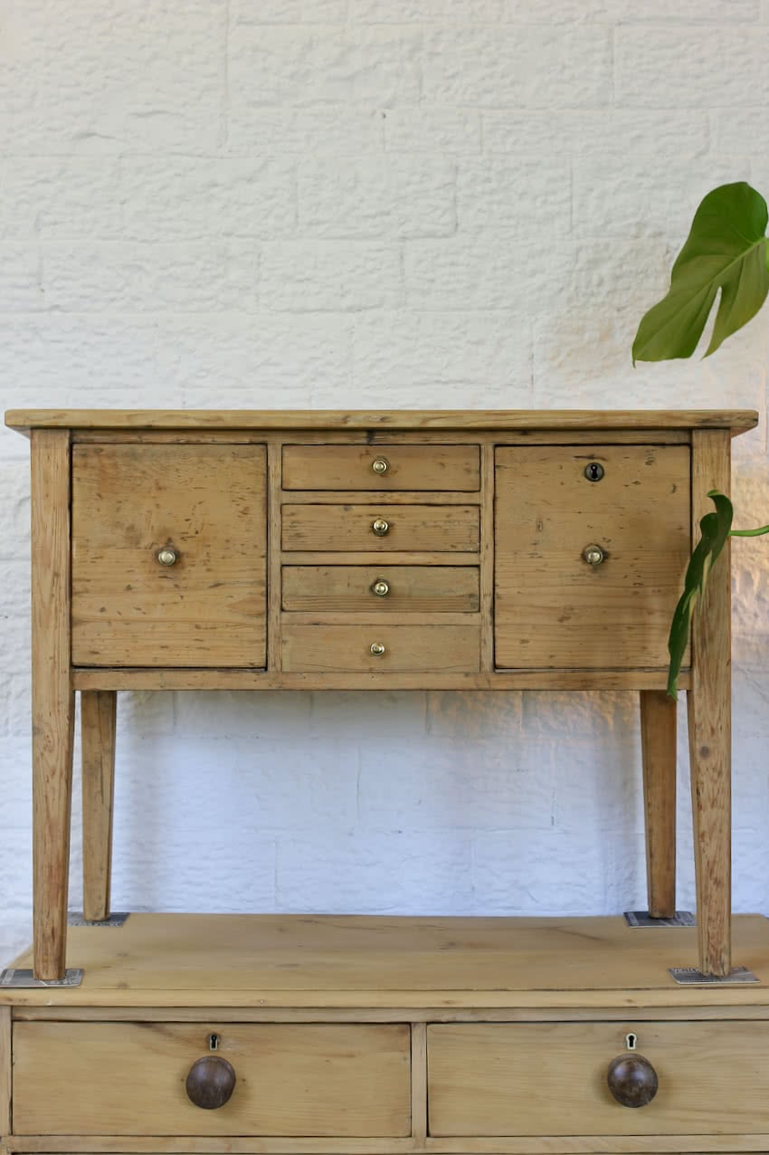 gallery page of our entire stock of antique pine and painted furniture ...